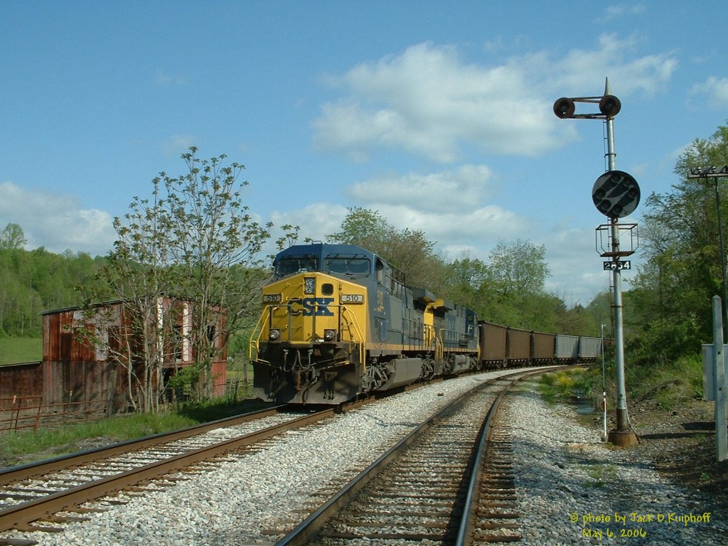 CSX 510 & 538 waiting for a recrew, MP283.4